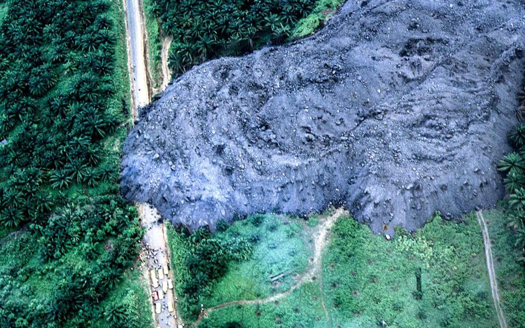 The Quaternary Cameroon Volcano - IUGS