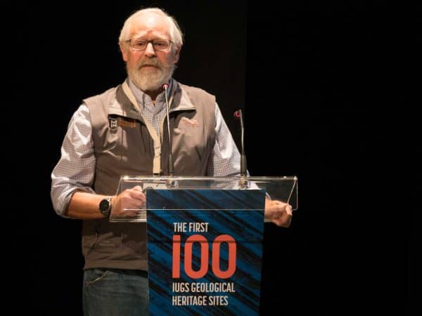 Photos and presentations of the first 100 - IUGS