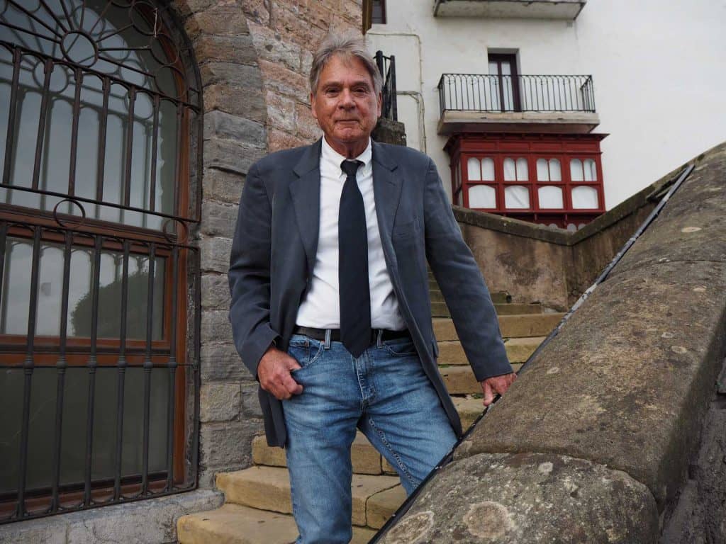 The First 100 interviews / Stanley Finney - IUGS